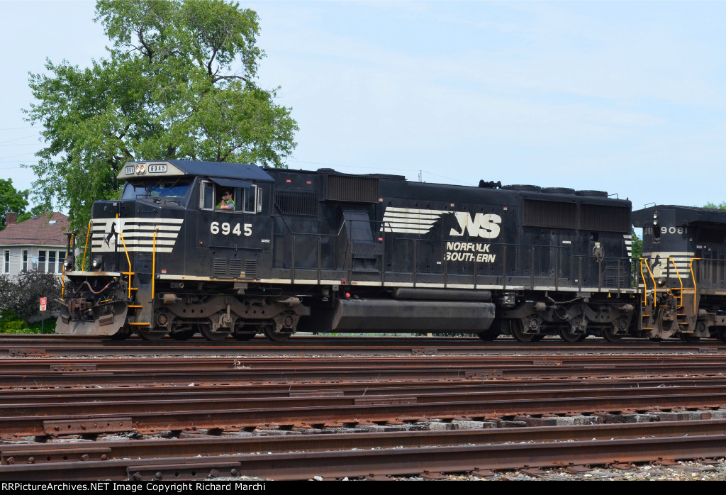 NS 6945